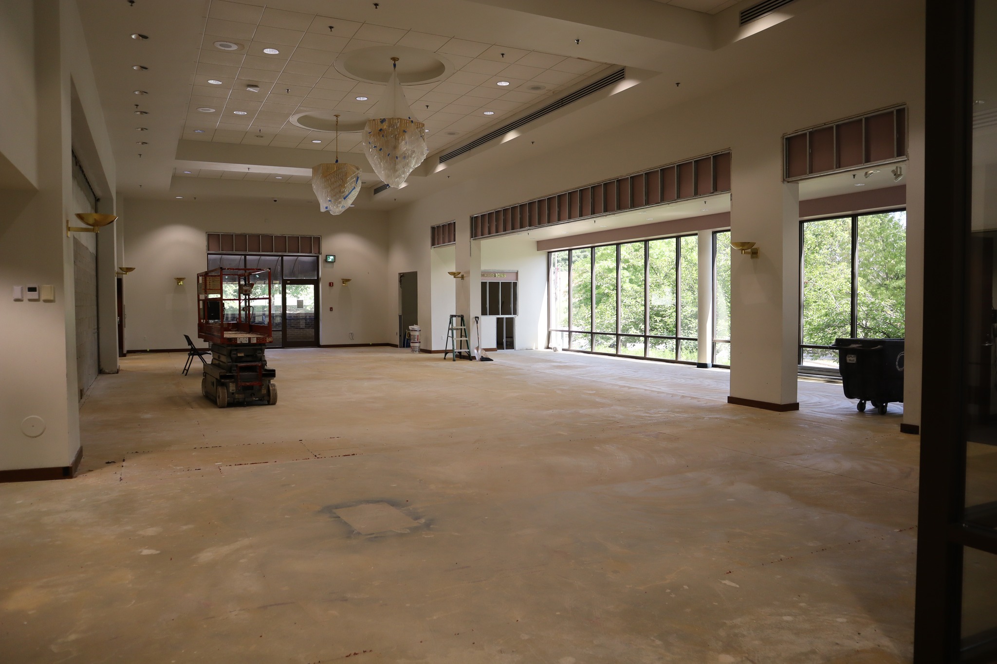 Gordon Center Goes Dark to Make Way for Brighter Lights - Jewish ...